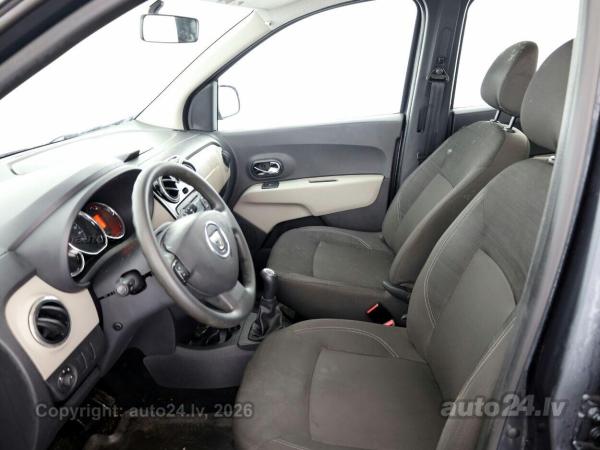 Grey Dacia Lodgy 2014 in Tallinn, with an engine capacity of 1.50 L and mileage of 72 thousand km for 1599 €, photo 6 on AUTOMOTO.COM.LV