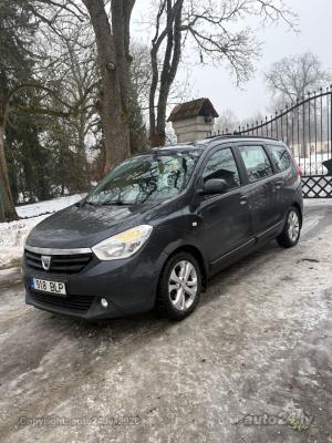 Pelēks Dacia Lodgy 2014 Tallina, ar dzinēja tilpumu 1.50 L un nobraukumu 72 tūkst. km par 5500 €, foto  vietnē AUTOMOTO.COM.LV