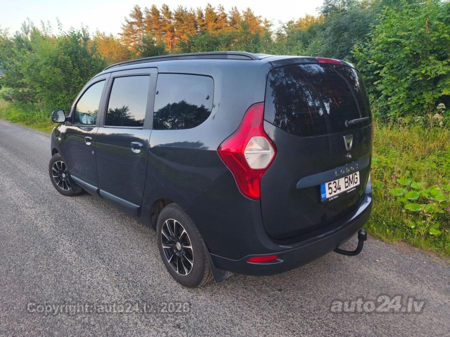 Pelēks Dacia Lodgy 2014 Saue, ar dzinēja tilpumu 1.50 L un nobraukumu 260 tūkst. km par 4790 €, foto 4 vietnē AUTOMOTO.COM.LV