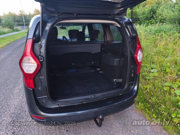 Pelēks Dacia Lodgy 2014 Saue, ar dzinēja tilpumu 1.50 L un nobraukumu 260 tūkst. km par 4790 €, foto 4 vietnē AUTOMOTO.COM.LV