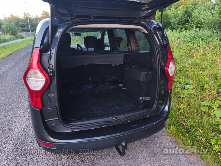 Pelēks Dacia Lodgy 2014 Saue, ar dzinēja tilpumu 1.50 L un nobraukumu 260 tūkst. km par 4790 €, foto 5 vietnē AUTOMOTO.COM.LV