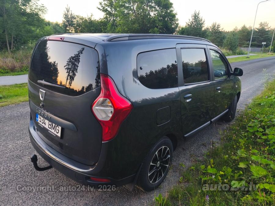 Pelēks Dacia Lodgy 2014 Saue, ar dzinēja tilpumu 1.50 L un nobraukumu 260 tūkst. km par 4790 €, foto 7 vietnē AUTOMOTO.COM.LV