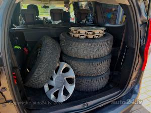 Pelēks Dacia Lodgy 2014 Saue, ar dzinēja tilpumu 1.50 L un nobraukumu 260 tūkst. km par 4790 €, foto 12 vietnē AUTOMOTO.COM.LV