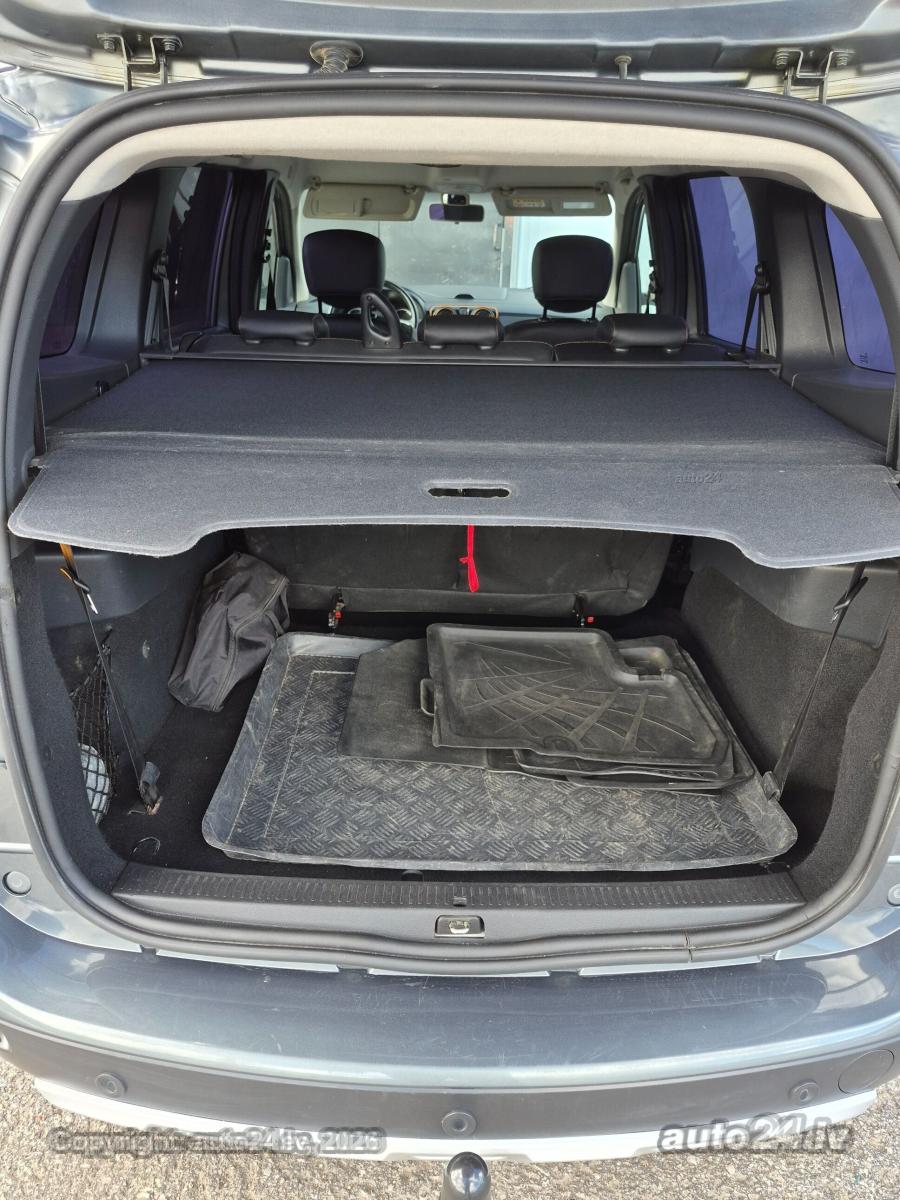 Grey Dacia Lodgy 2017 in Tallinn, with an engine capacity of 1.60 L and mileage of 188 thousand km for 5990 €, photo 18 on AUTOMOTO.COM.LV