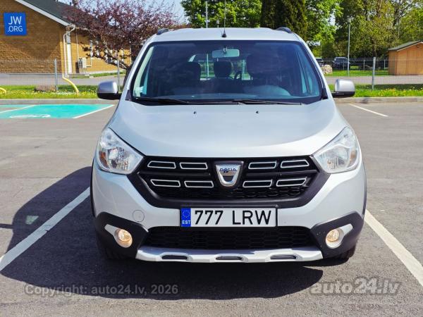 Pelēks Dacia Lodgy 2018 Narva, ar dzinēja tilpumu 1.20 L un nobraukumu 133 tūkst. km par 8000 €, foto 1 vietnē AUTOMOTO.COM.LV