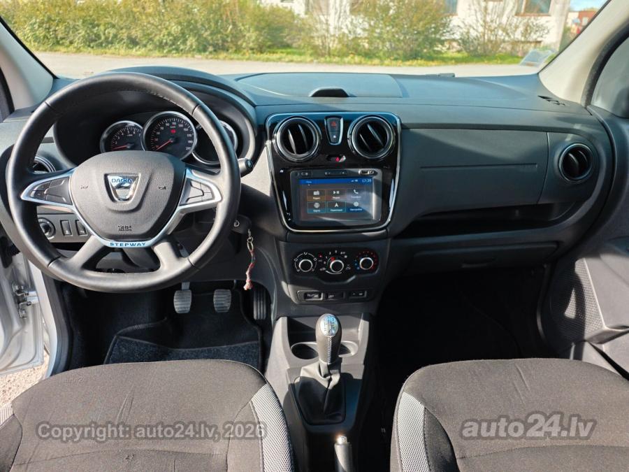 Pelēks Dacia Lodgy 2018 Narva, ar dzinēja tilpumu 1.20 L un nobraukumu 133 tūkst. km par 8000 €, foto 10 vietnē AUTOMOTO.COM.LV