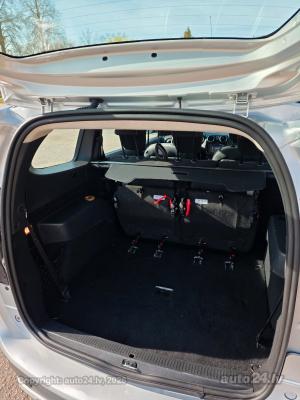 Pelēks Dacia Lodgy 2018 Narva, ar dzinēja tilpumu 1.20 L un nobraukumu 133 tūkst. km par 8000 €, foto 16 vietnē AUTOMOTO.COM.LV
