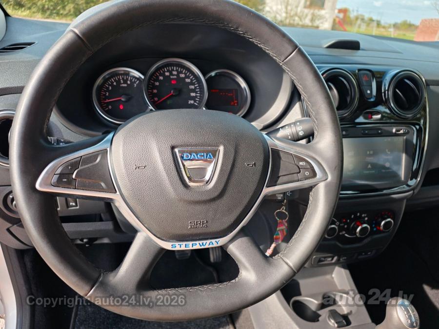 Pelēks Dacia Lodgy 2018 Narva, ar dzinēja tilpumu 1.20 L un nobraukumu 133 tūkst. km par 8000 €, foto 18 vietnē AUTOMOTO.COM.LV