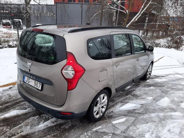 Dacia Lodgy 2013 in Riga, with an engine capacity of 1.50 L and mileage of 198 thousand km for 3500 €, photo 2 on AUTOMOTO.COM.LV