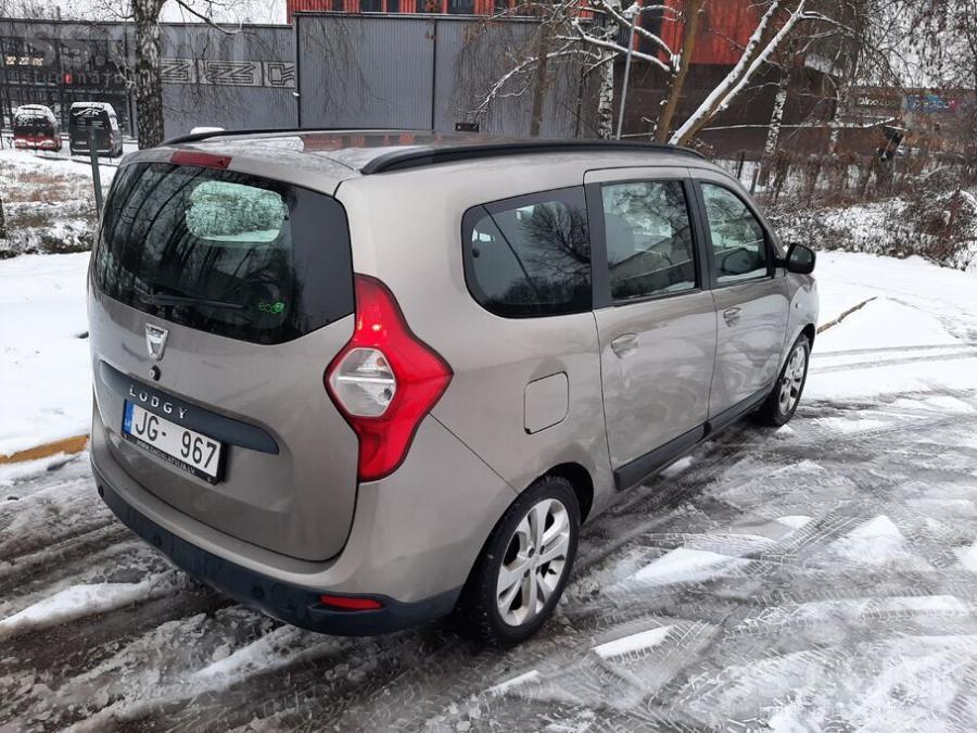 Dacia Lodgy 2013 in Riga, with an engine capacity of 1.50 L and mileage of 198 thousand km for 3500 €, photo 2 on AUTOMOTO.COM.LV