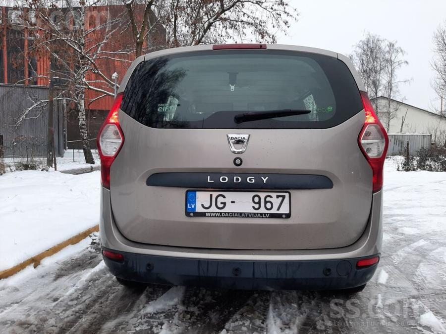 Dacia Lodgy 2013 in Riga, with an engine capacity of 1.50 L and mileage of 198 thousand km for 3500 €, photo 3 on AUTOMOTO.COM.LV