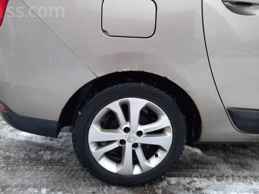 Dacia Lodgy 2013 in Riga, with an engine capacity of 1.50 L and mileage of 198 thousand km for 3500 €, photo 8 on AUTOMOTO.COM.LV