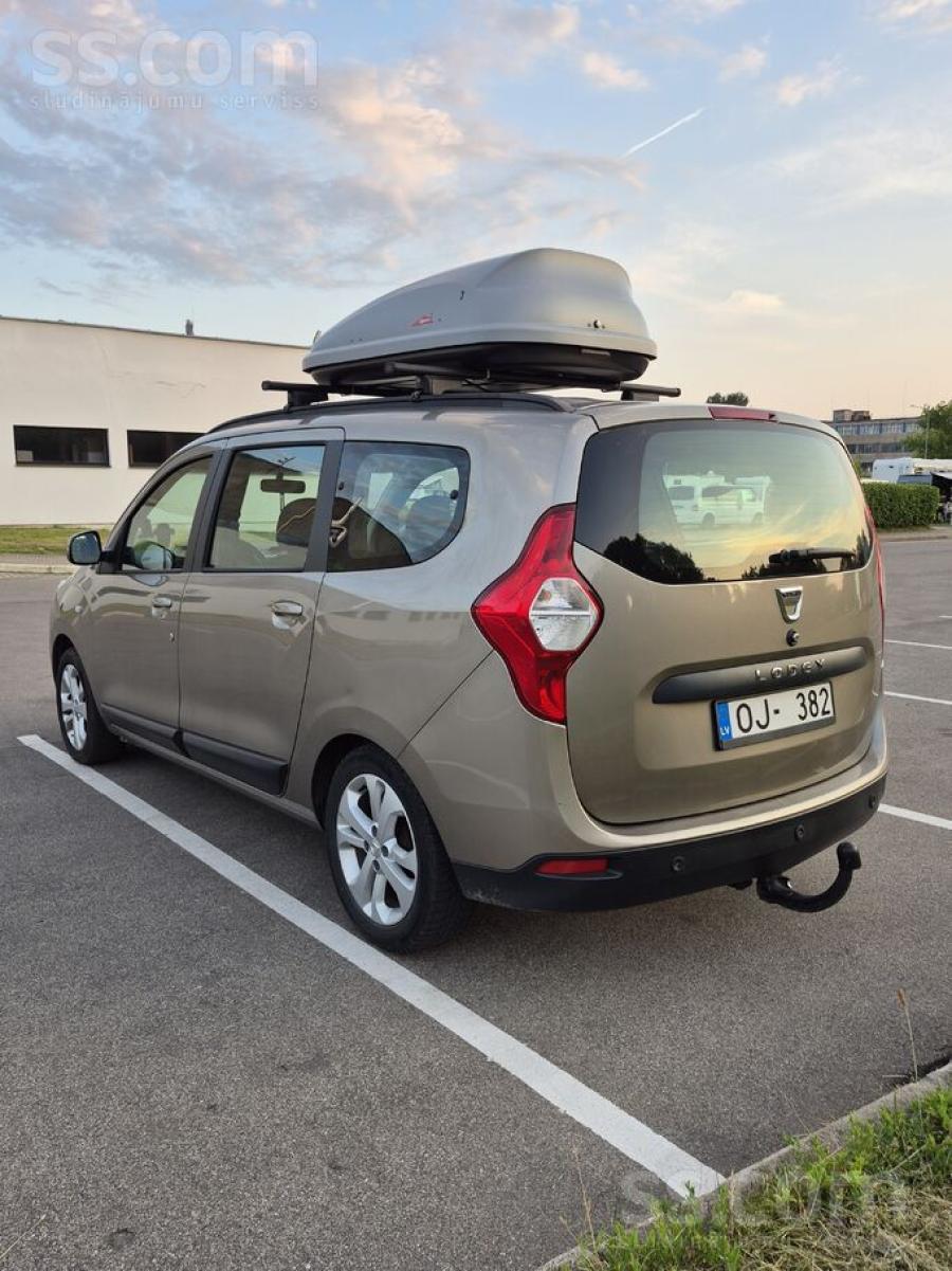 Dacia Lodgy 2013 Rīga, ar dzinēja tilpumu 1.50 L un nobraukumu 218 tūkst. km par 4150 €, foto 8 vietnē AUTOMOTO.COM.LV