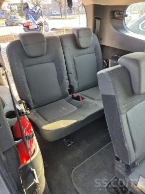 Dacia Lodgy 2013 Rīga, ar dzinēja tilpumu 1.50 L un nobraukumu 218 tūkst. km par 4150 €, foto 16 vietnē AUTOMOTO.COM.LV