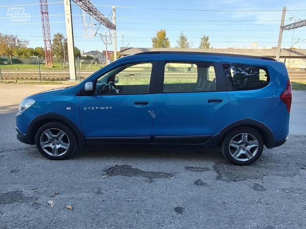 Dacia Lodgy 2018 in Siauliai on AUTOMOTO.COM.LV Dacia Lodgy 2018 in Siauliai, with an engine capacity of 1.20 L and mileage of 142 thousand km for 5300 €, photo 9 on AUTOMOTO.COM.LV