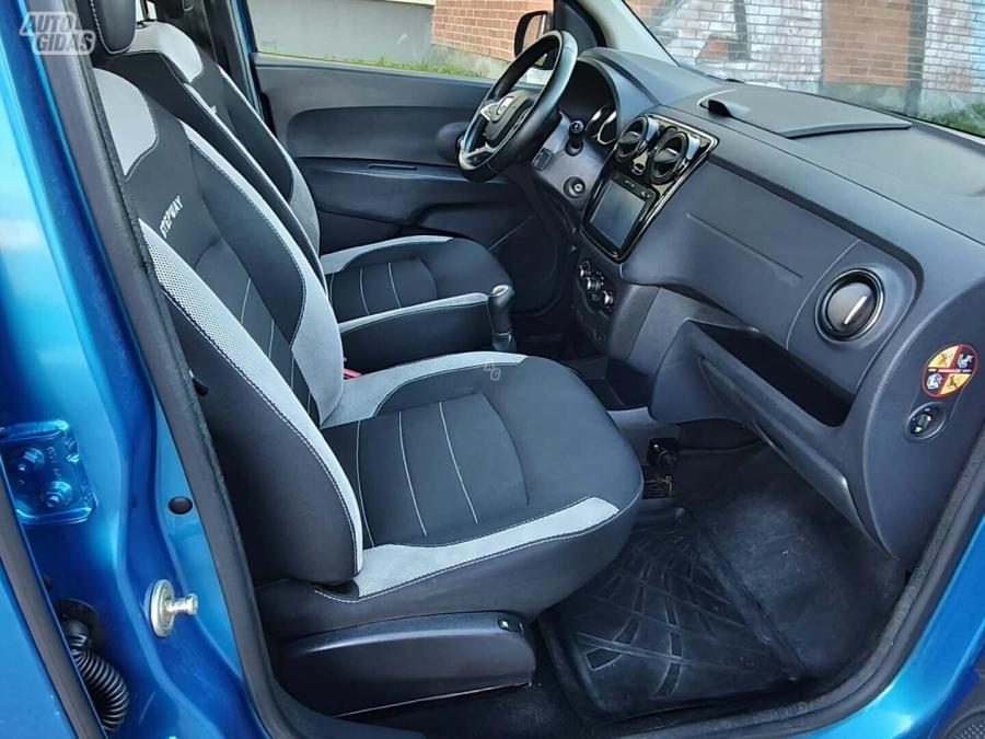 Dacia Lodgy 2018 in Siauliai, with an engine capacity of 1.20 L and mileage of 142 thousand km for 5300 €, photo 14 on AUTOMOTO.COM.LV