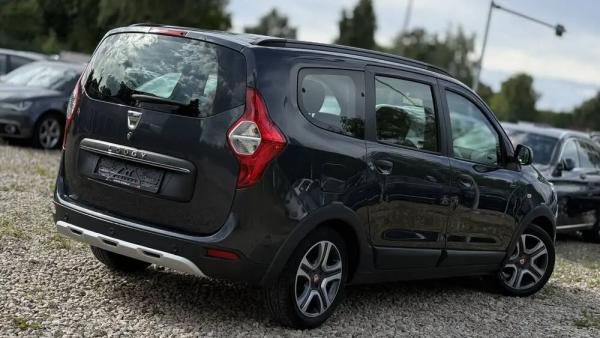 Dacia Lodgy 2019 in Jelgava, with an engine capacity of 1.30 L and mileage of 124 thousand km for 6590 €, photo 4 on AUTOMOTO.COM.LV