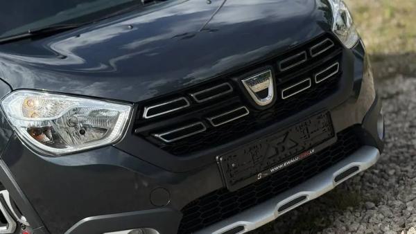 Dacia Lodgy 2019 in Jelgava, with an engine capacity of 1.30 L and mileage of 124 thousand km for 6590 €, photo 6 on AUTOMOTO.COM.LV
