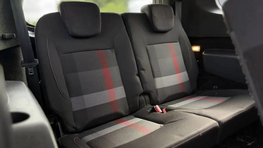 Dacia Lodgy 2019 Jelgava, ar dzinēja tilpumu 1.30 L un nobraukumu 124 tūkst. km par 6590 €, foto 11 vietnē AUTOMOTO.COM.LV