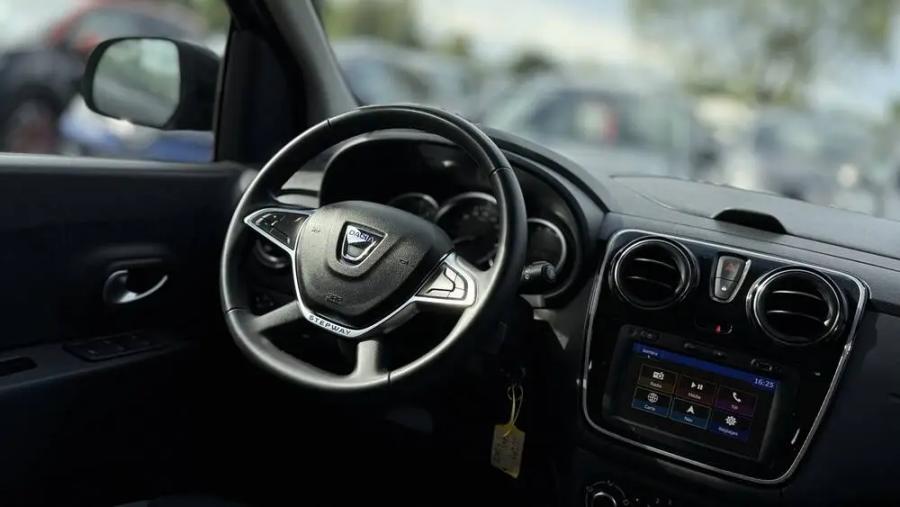 Dacia Lodgy 2019 Jelgava, ar dzinēja tilpumu 1.30 L un nobraukumu 124 tūkst. km par 6590 €, foto 13 vietnē AUTOMOTO.COM.LV