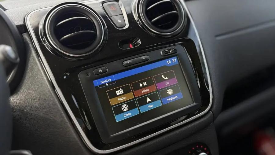 Dacia Lodgy 2019 Jelgava, ar dzinēja tilpumu 1.30 L un nobraukumu 124 tūkst. km par 6590 €, foto 17 vietnē AUTOMOTO.COM.LV