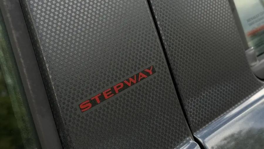 Dacia Lodgy 2019 Jelgava, ar dzinēja tilpumu 1.30 L un nobraukumu 124 tūkst. km par 6590 €, foto 29 vietnē AUTOMOTO.COM.LV