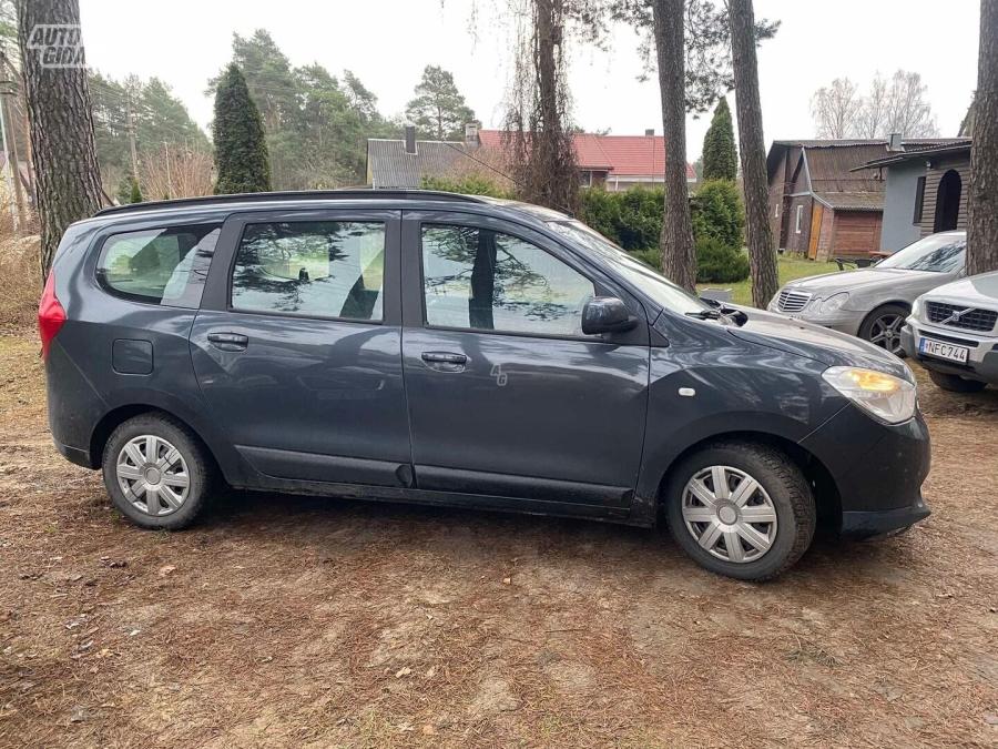 Dacia Lodgy 2013 in Vilnius, with an engine capacity of 1.20 L and mileage of 330 thousand km for 1100 €, photo 2 on AUTOMOTO.COM.LV