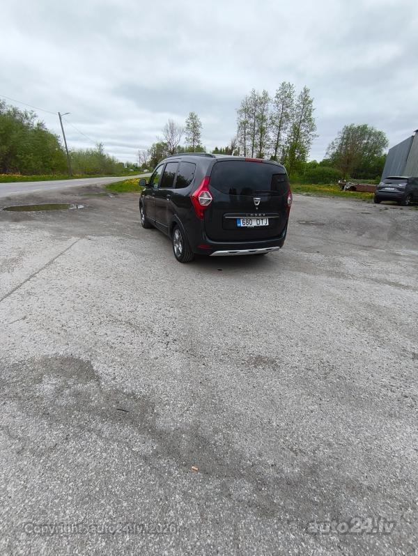 Dacia Lodgy 2022 in Tallinn, with an engine capacity of 1.50 L and mileage of 116 thousand km for 10500 €, photo 7 on AUTOMOTO.COM.LV