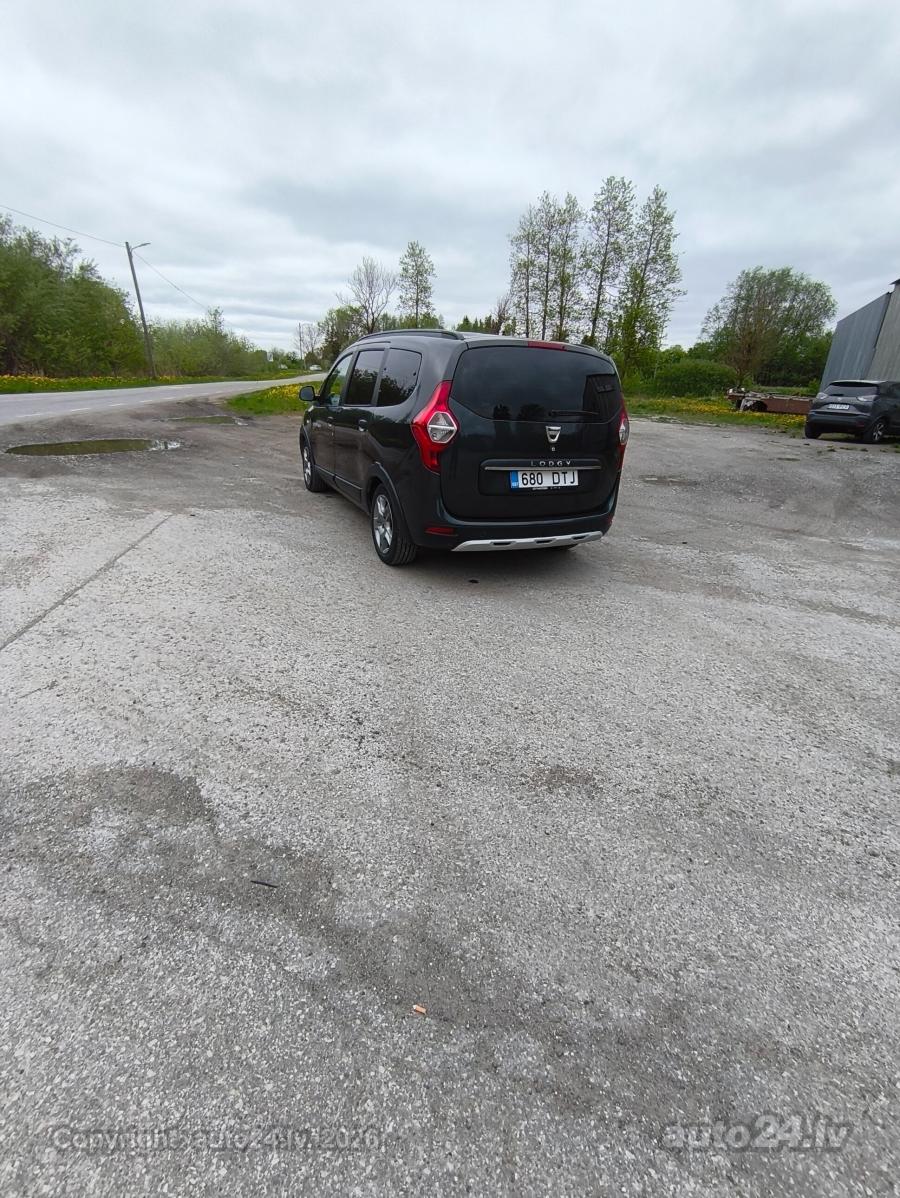 Dacia Lodgy 2022 in Tallinn, with an engine capacity of 1.50 L and mileage of 116 thousand km for 10500 €, photo 7 on AUTOMOTO.COM.LV