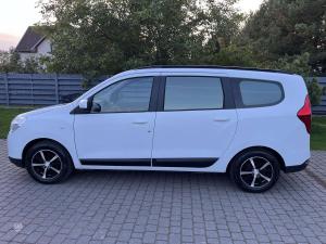 White Dacia Lodgy 2014 in Marijampole, with an engine capacity of 1.60 L and mileage of 180 thousand km for 4200 €, photo 3 on AUTOMOTO.COM.LV
