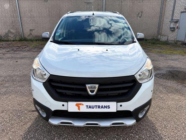 Dacia Lodgy 2015 in Taurage on AUTOMOTO.COM.LV White Dacia Lodgy 2015 in Taurage, with an engine capacity of 1.20 L and mileage of 96 thousand km for 4800 €, photo 3 on AUTOMOTO.COM.LV