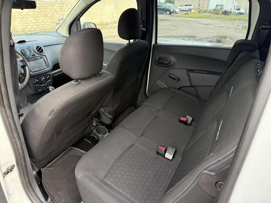White Dacia Lodgy 2015 in Taurage, with an engine capacity of 1.20 L and mileage of 96 thousand km for 4800 €, photo 11 on AUTOMOTO.COM.LV