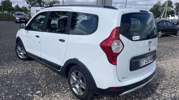 White Dacia Lodgy 2017 in Taurage, with an engine capacity of 1.20 L and mileage of 143 thousand km for 3900 €, photo 7 on AUTOMOTO.COM.LV