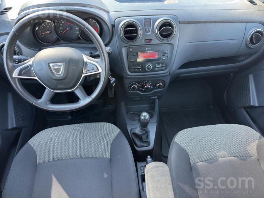 Balts Dacia Lodgy 2017 Rīga, ar dzinēja tilpumu 1.60 L un nobraukumu 140 tūkst. km par 3995 €, foto 10 vietnē AUTOMOTO.COM.LV