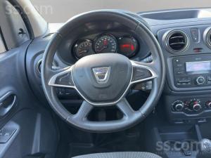Balts Dacia Lodgy 2017 Rīga, ar dzinēja tilpumu 1.60 L un nobraukumu 140 tūkst. km par 3995 €, foto 15 vietnē AUTOMOTO.COM.LV