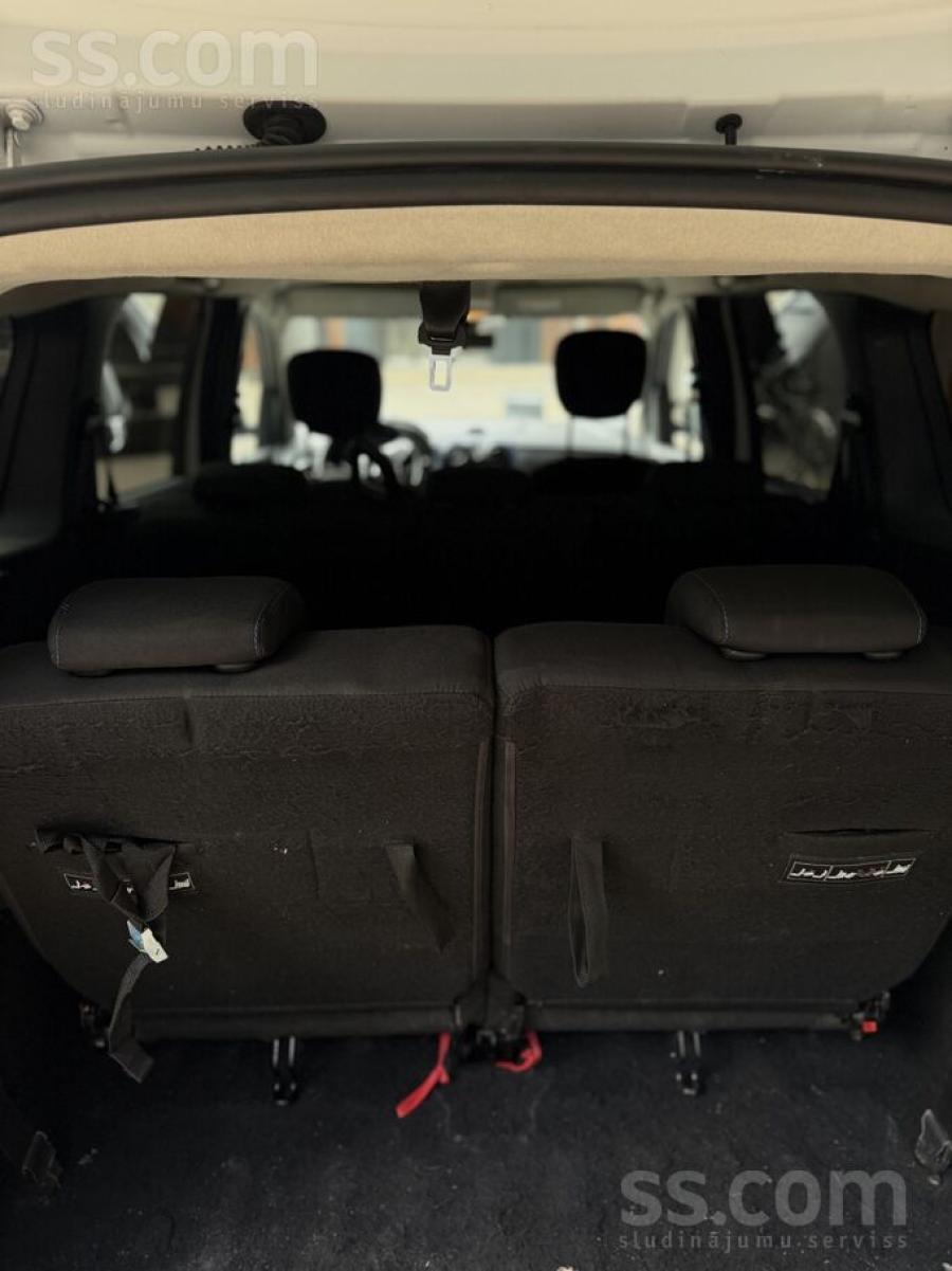 Balts Dacia Lodgy 2021 Rīga, ar dzinēja tilpumu 1.50 L un nobraukumu 249 tūkst. km par 7400 €, foto 12 vietnē AUTOMOTO.COM.LV