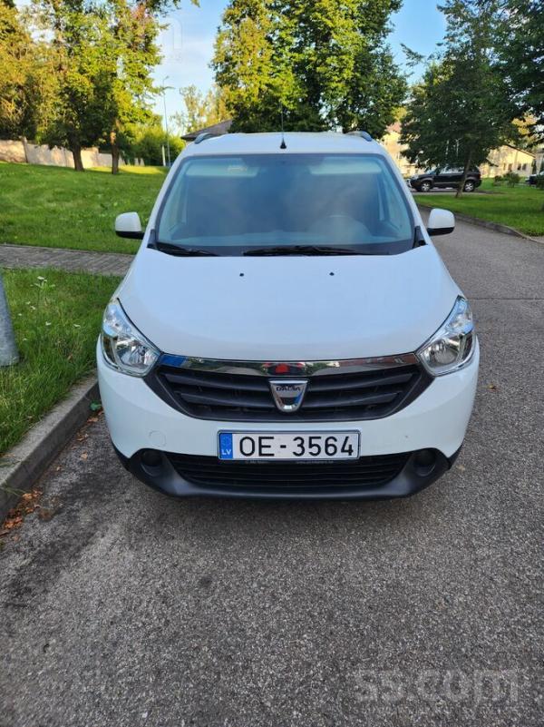 White Dacia Lodgy 2014 in Daugavpils, with an engine capacity of 1.20 L and mileage of 108 thousand km for 2500 €, photo 2 on AUTOMOTO.COM.LV