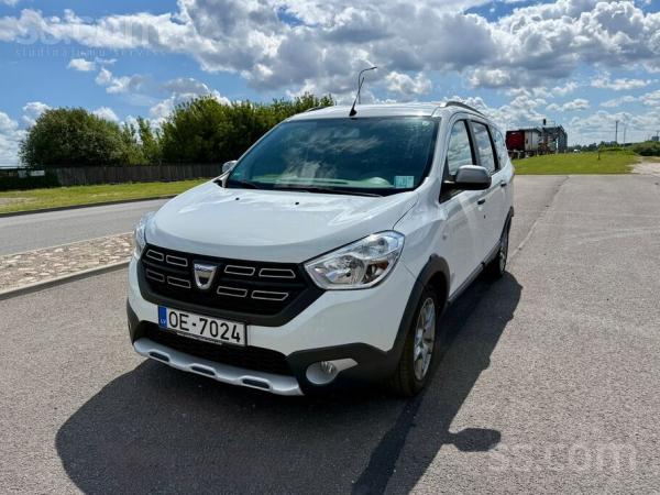 White Dacia Lodgy 2021 in Riga, with an engine capacity of 1.50 L and mileage of 54 thousand km for 7500 €, photo 2 on AUTOMOTO.COM.LV