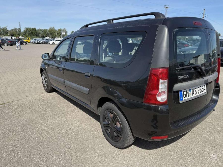 Black Dacia Logan 2012 in Marijampole, with an engine capacity of 1.60 L and mileage of 135 thousand km for 2999 €, photo 7 on AUTOMOTO.COM.LV