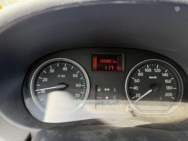 Black Dacia Logan 2012 in Marijampole, with an engine capacity of 1.60 L and mileage of 135 thousand km for 2999 €, photo 8 on AUTOMOTO.COM.LV