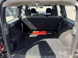 Black Dacia Logan 2012 in Marijampole, with an engine capacity of 1.60 L and mileage of 135 thousand km for 2999 €, photo 14 on AUTOMOTO.COM.LV