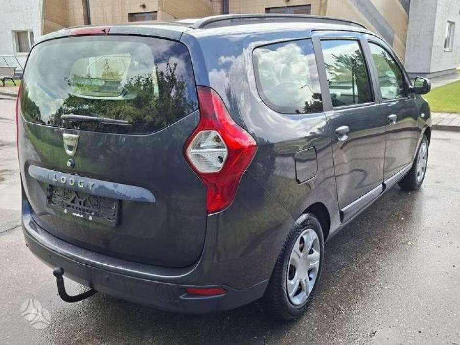 Melns Dacia Logan 2014 Ukmergė, ar dzinēja tilpumu 1.15 L un nobraukumu 200 tūkst. km par 3250 €, foto 5 vietnē AUTOMOTO.COM.LV
