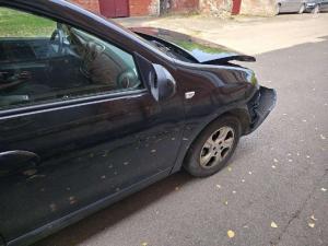 Melns Dacia Logan 2016 Kauņa, ar dzinēja tilpumu 0.90 L un nobraukumu 208 tūkst. km par 2200 €, foto 6 vietnē AUTOMOTO.COM.LV