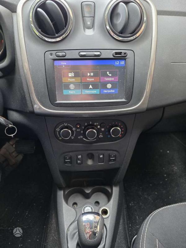 Dacia Logan 2016 in Kaunas on AUTOMOTO.COM.LV Black Dacia Logan 2016 in Kaunas, with an engine capacity of 0.90 L and mileage of 208 thousand km for 2200 €, photo 11 on AUTOMOTO.COM.LV