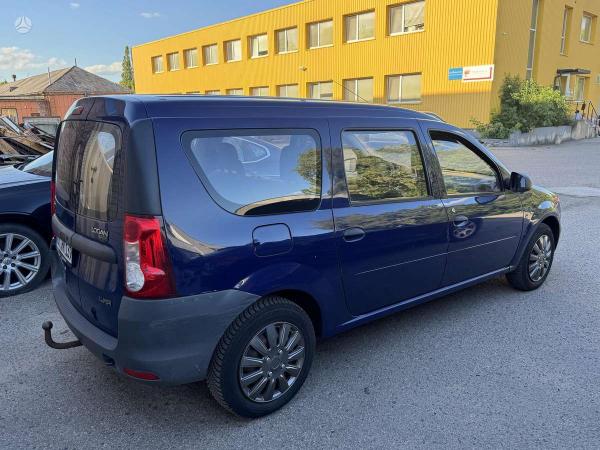 Blue Dacia Logan 2009 in Panevezys, with an engine capacity of 1.50 L and mileage of 137 thousand km for 1250 €, photo 4 on AUTOMOTO.COM.LV