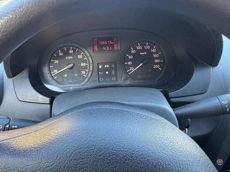 Zils Dacia Logan 2009 Panevēža, ar dzinēja tilpumu 1.50 L un nobraukumu 137 tūkst. km par 1250 €, foto 10 vietnē AUTOMOTO.COM.LV