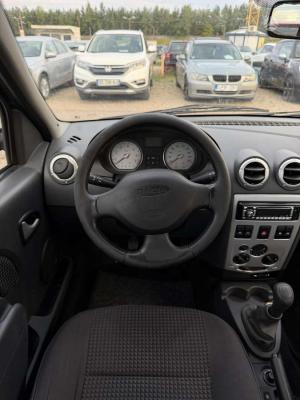 Zils Dacia Logan 2007 Viļņa, ar dzinēja tilpumu 1.60 L un nobraukumu 197 tūkst. km par 1490 €, foto 11 vietnē AUTOMOTO.COM.LV