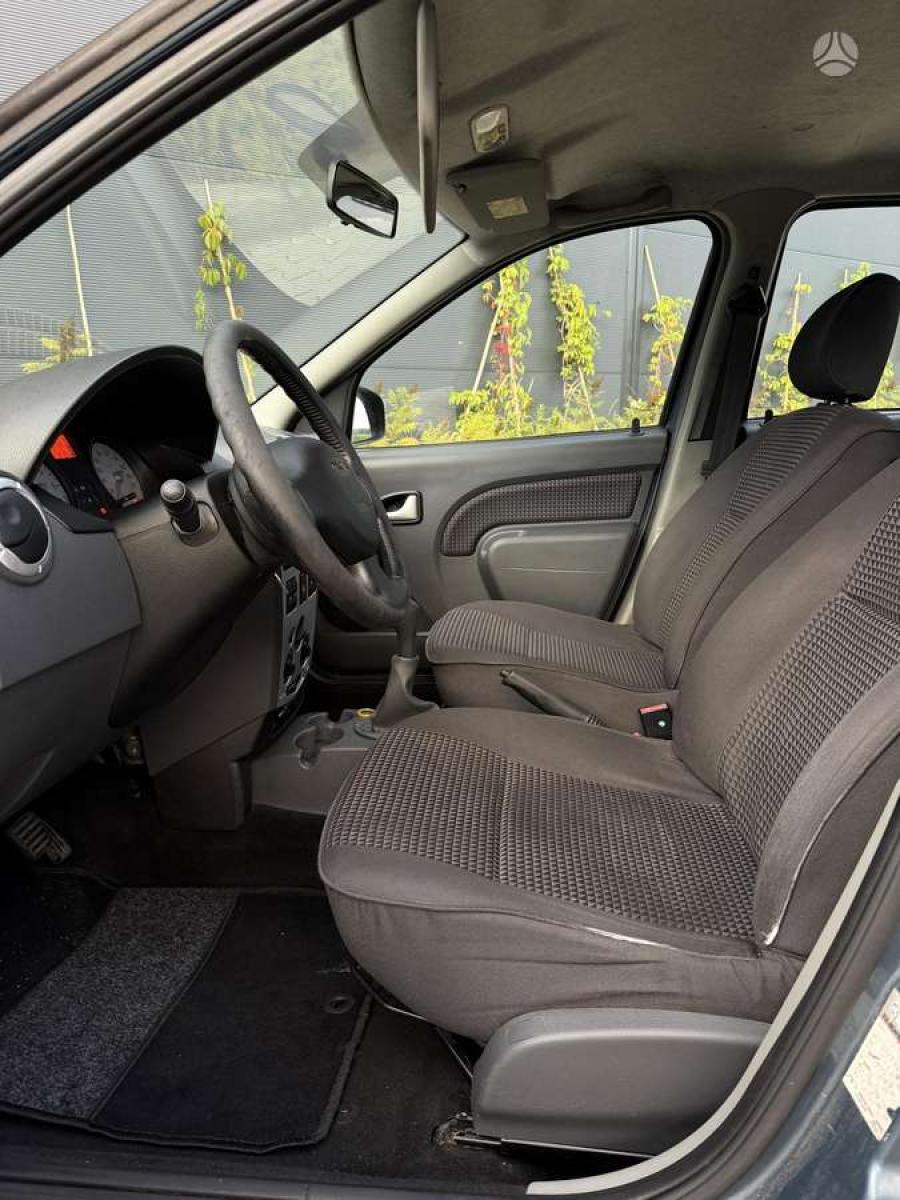 Zils Dacia Logan 2007 Viļņa, ar dzinēja tilpumu 1.60 L un nobraukumu 197 tūkst. km par 1490 €, foto 12 vietnē AUTOMOTO.COM.LV