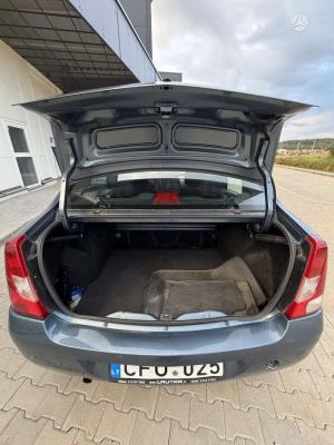 Zils Dacia Logan 2007 Viļņa, ar dzinēja tilpumu 1.60 L un nobraukumu 197 tūkst. km par 1490 €, foto 17 vietnē AUTOMOTO.COM.LV