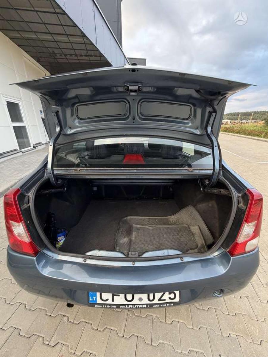 Zils Dacia Logan 2007 Viļņa, ar dzinēja tilpumu 1.60 L un nobraukumu 197 tūkst. km par 1490 €, foto 17 vietnē AUTOMOTO.COM.LV